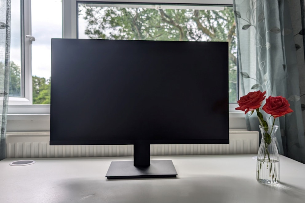 KOORUI 27N1 Monitor review: big screen, low budget
