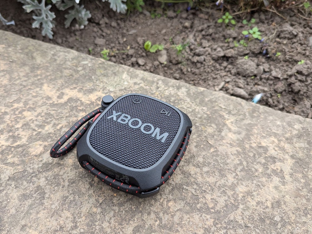 LG XBOOM XG2 speaker review