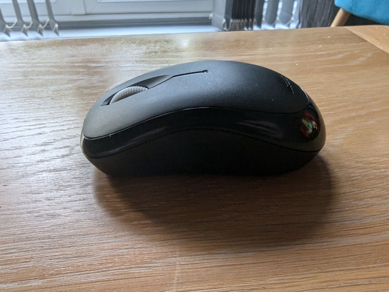 Bundled brilliance or a desktop disappointment? Microsoft Wireless 850 ...
