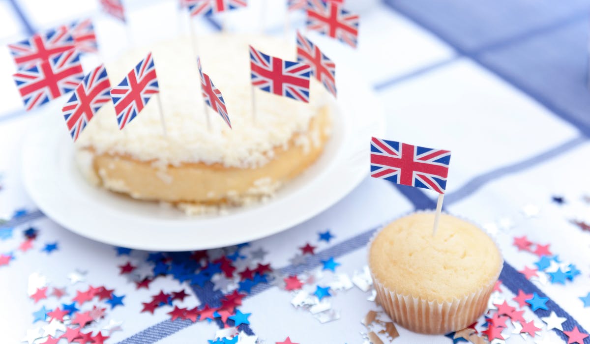 Best Cake Toppers 2022