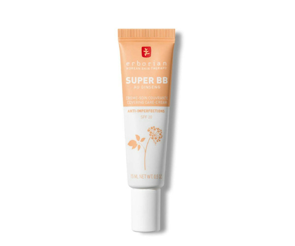 The best makeup for older women for a naturally radiant look