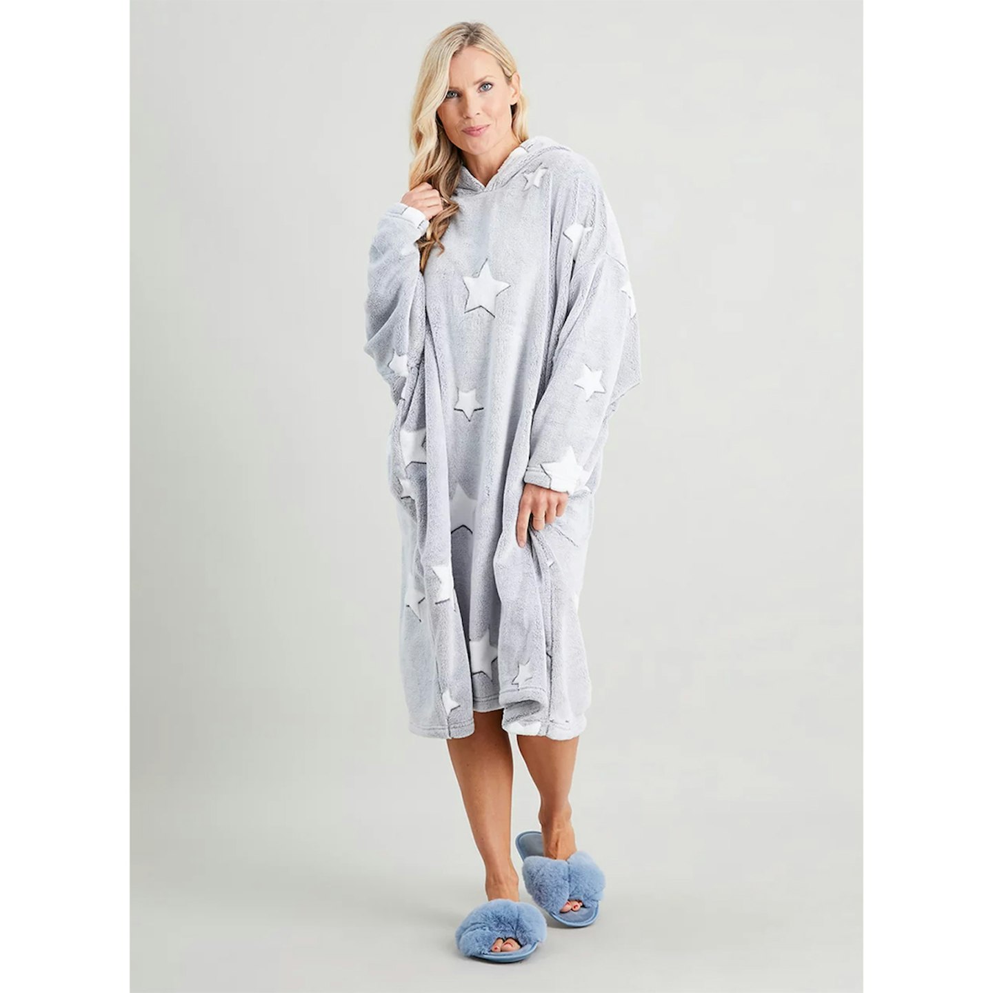 12 Of The Best Oodie Alternatives | Life | Yours