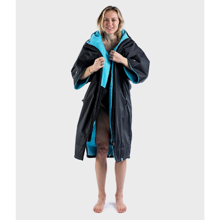What is a dryrobe? The must-have for outdoor enthusiasts