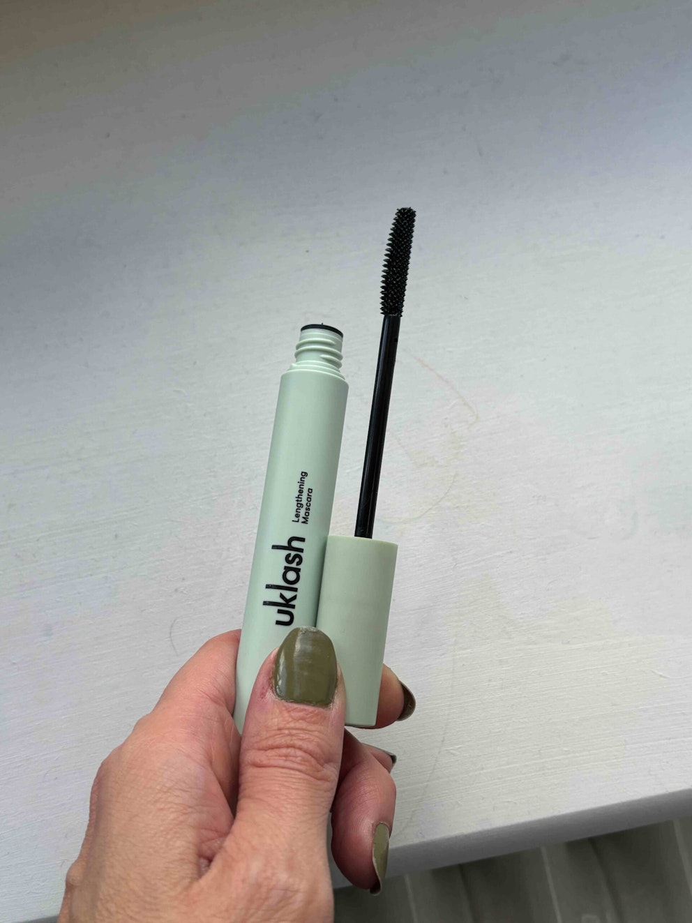 18 Best mascaras for older women, that won't flake or smudge