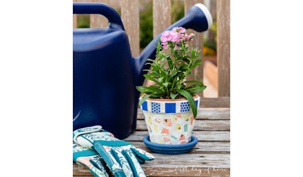 Easy ways to decorate a plant pot | Life | Yours