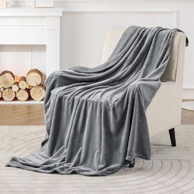 Best blankets to snuggle under in cosy weather