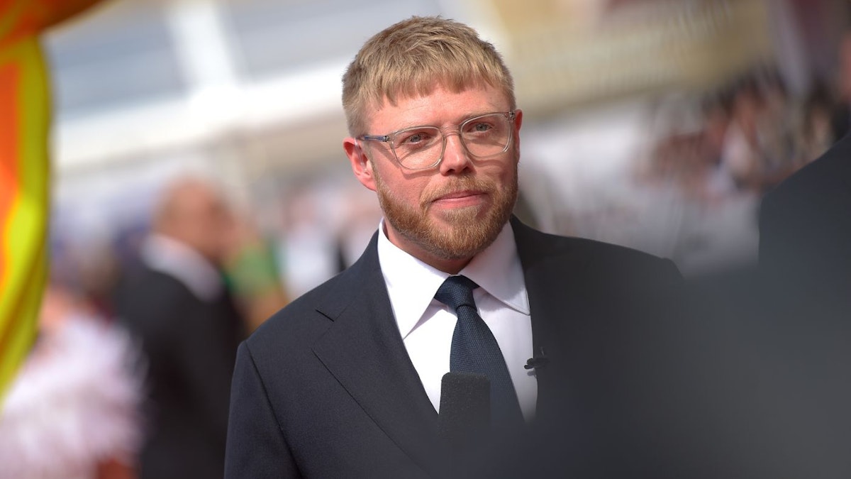 BBC Radio 2 presenters: Who hosts the breakfast show?