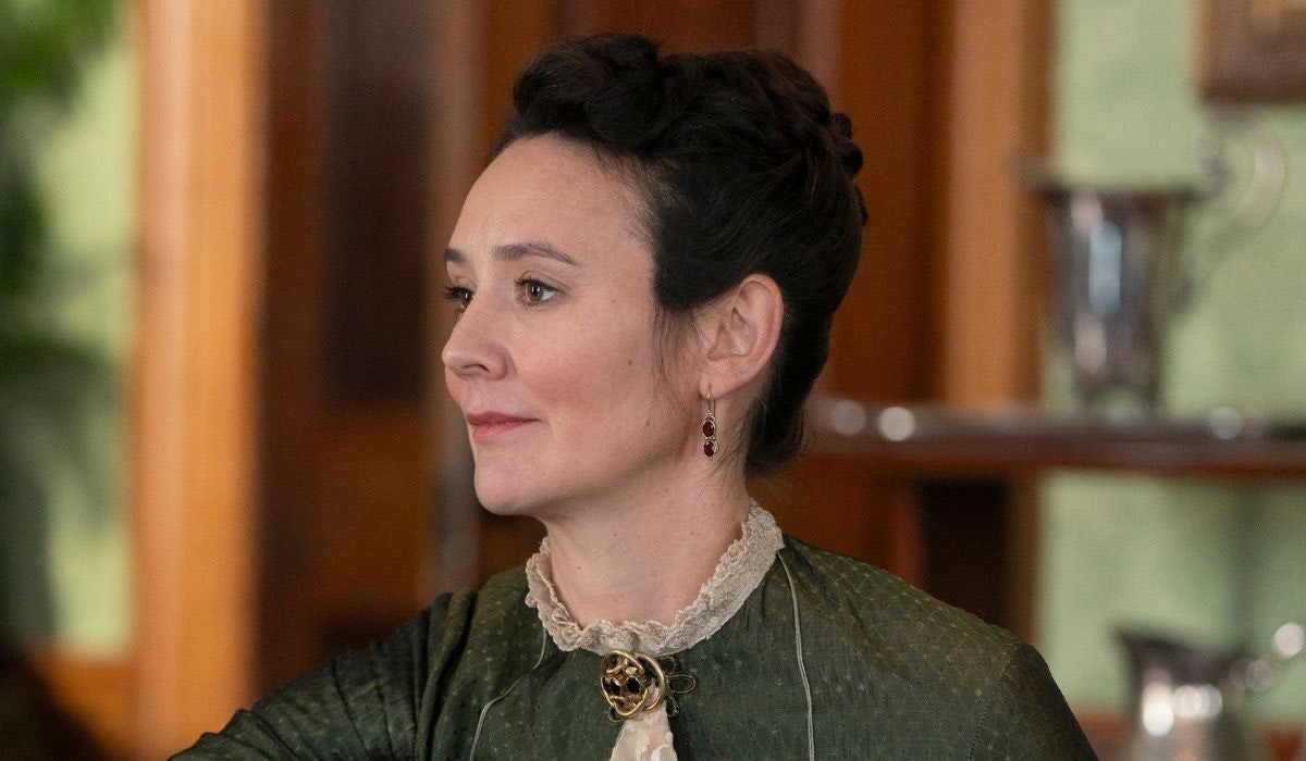 There's a new period drama called The Hardacres on Channel 5