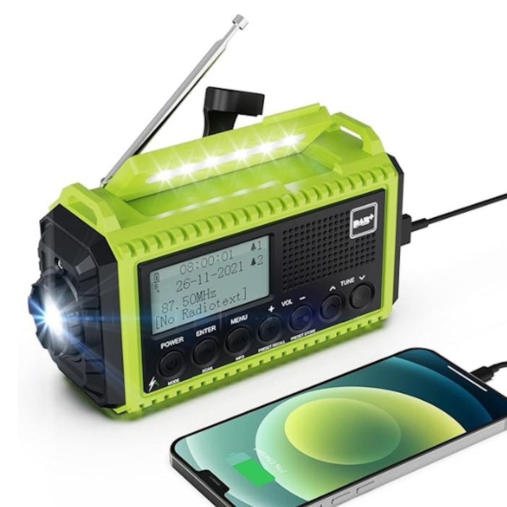 Portable DAB/FM Radio with Rechargeable Battery Review