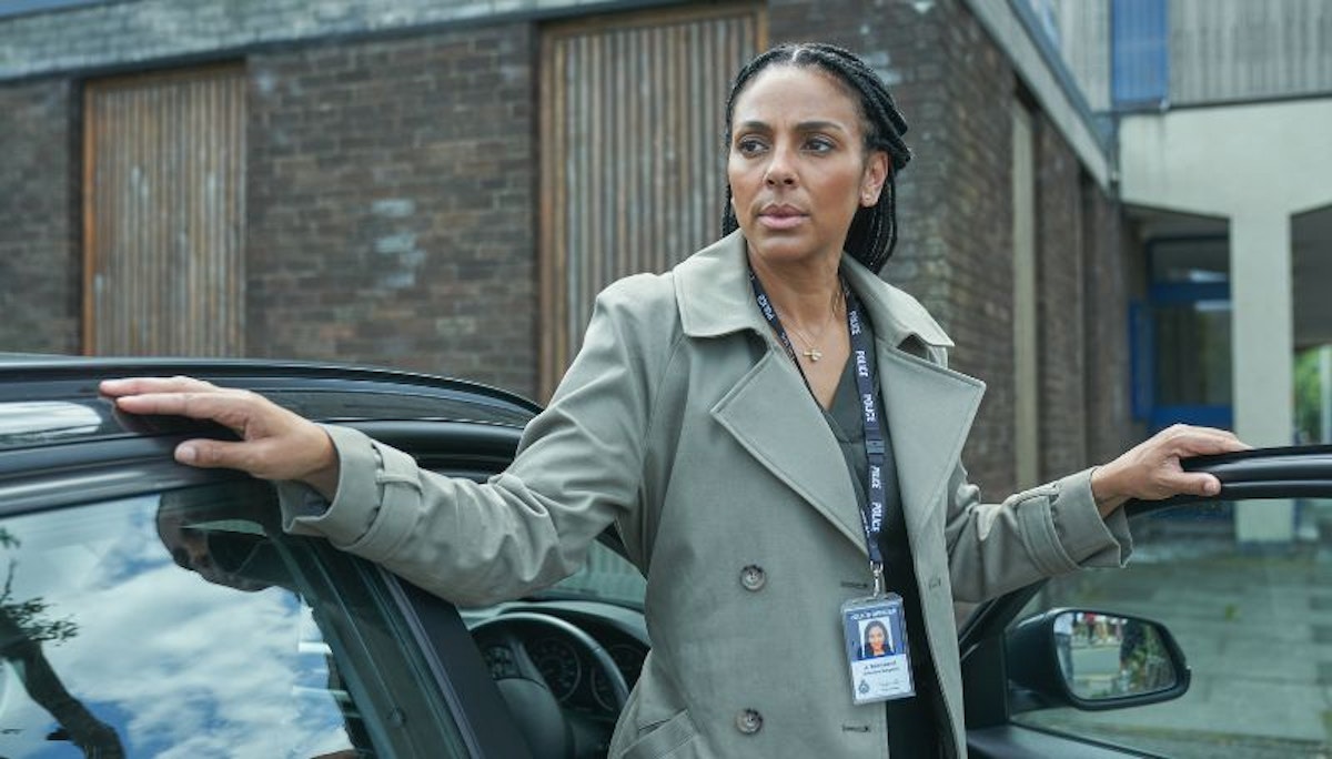 Marsha Thomason actress from The Bay