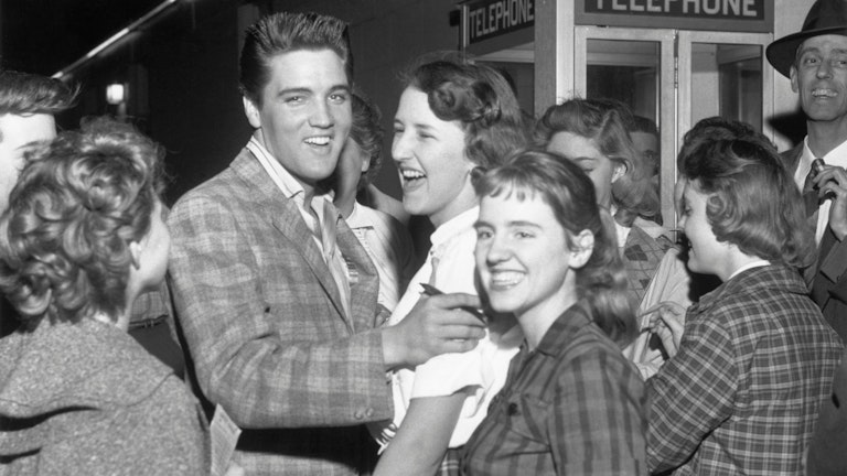 Elvis Presley, his childhood and his mum: A love stronger than fame