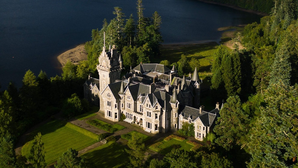 Monarch of the Glen rebooted with female lead