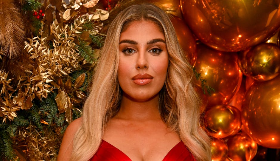 Love Island’s Anna Vakili shares ‘geeky’ photo that got her BULLIED ...