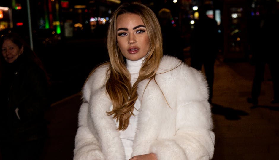 Ella Rae Wise Breaks Silence Amid TOWIE Co-star Feud Rumours - TrendRadars