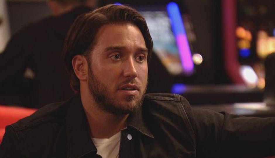 TOWIE’s James Lock shows off ‘sexy’ hair and fans LOVE IT | Closer