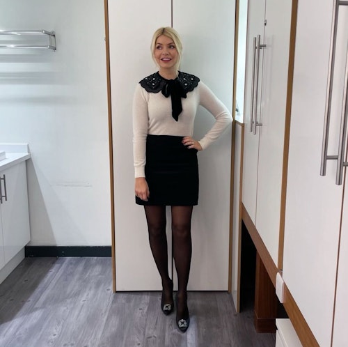 ITV This Morning Holly Willoughby in mini skirt and sheer black hosiery ...