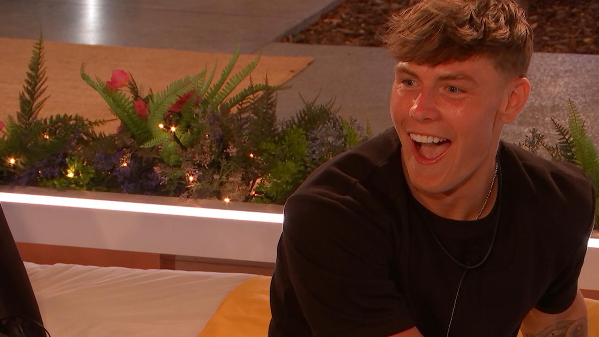 Love Island bombshell Keanan Brand has his eye on Samie Elishi and has ...