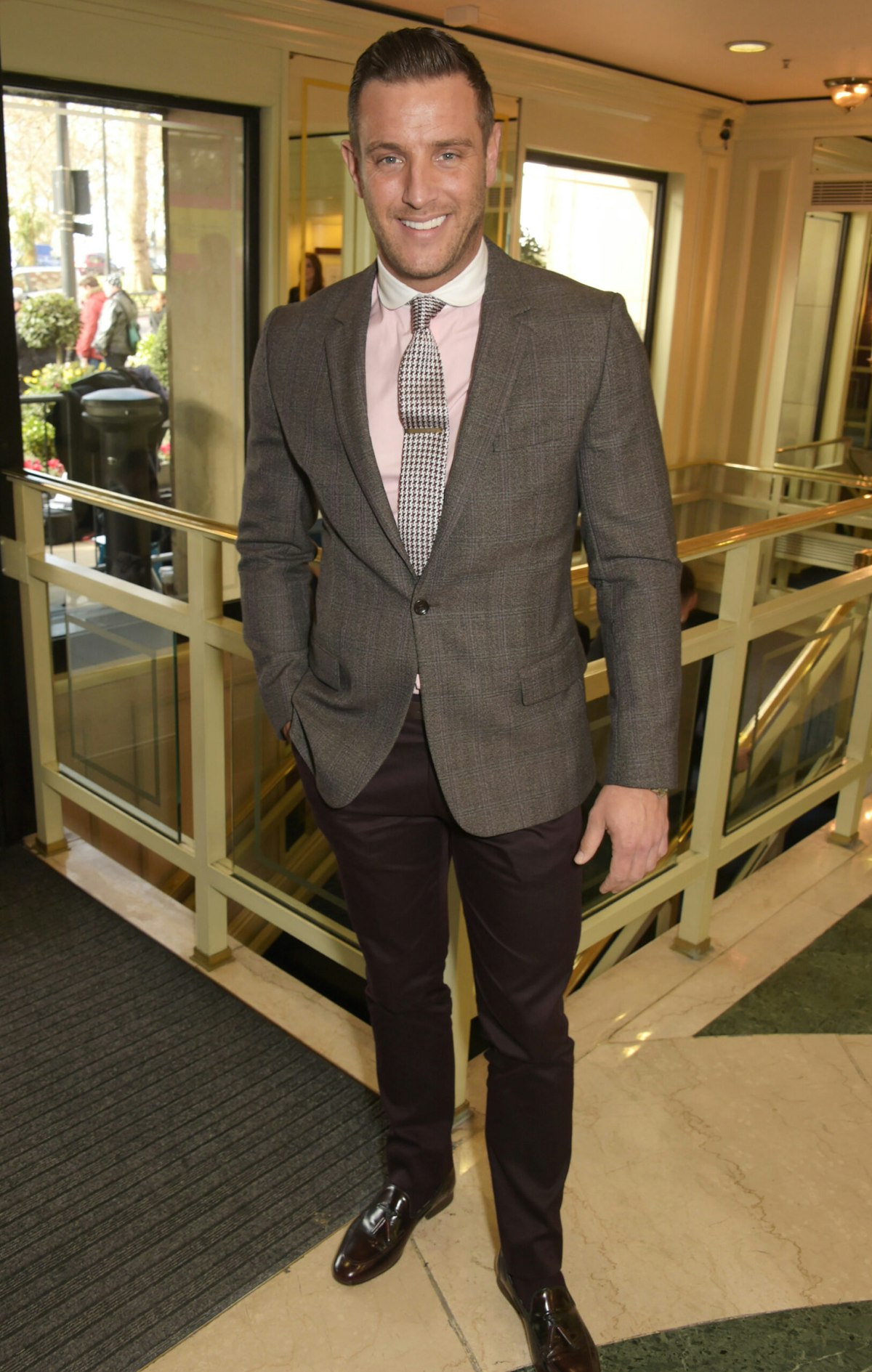 WAIT, is Elliott Wright working with this TOWIE OG?