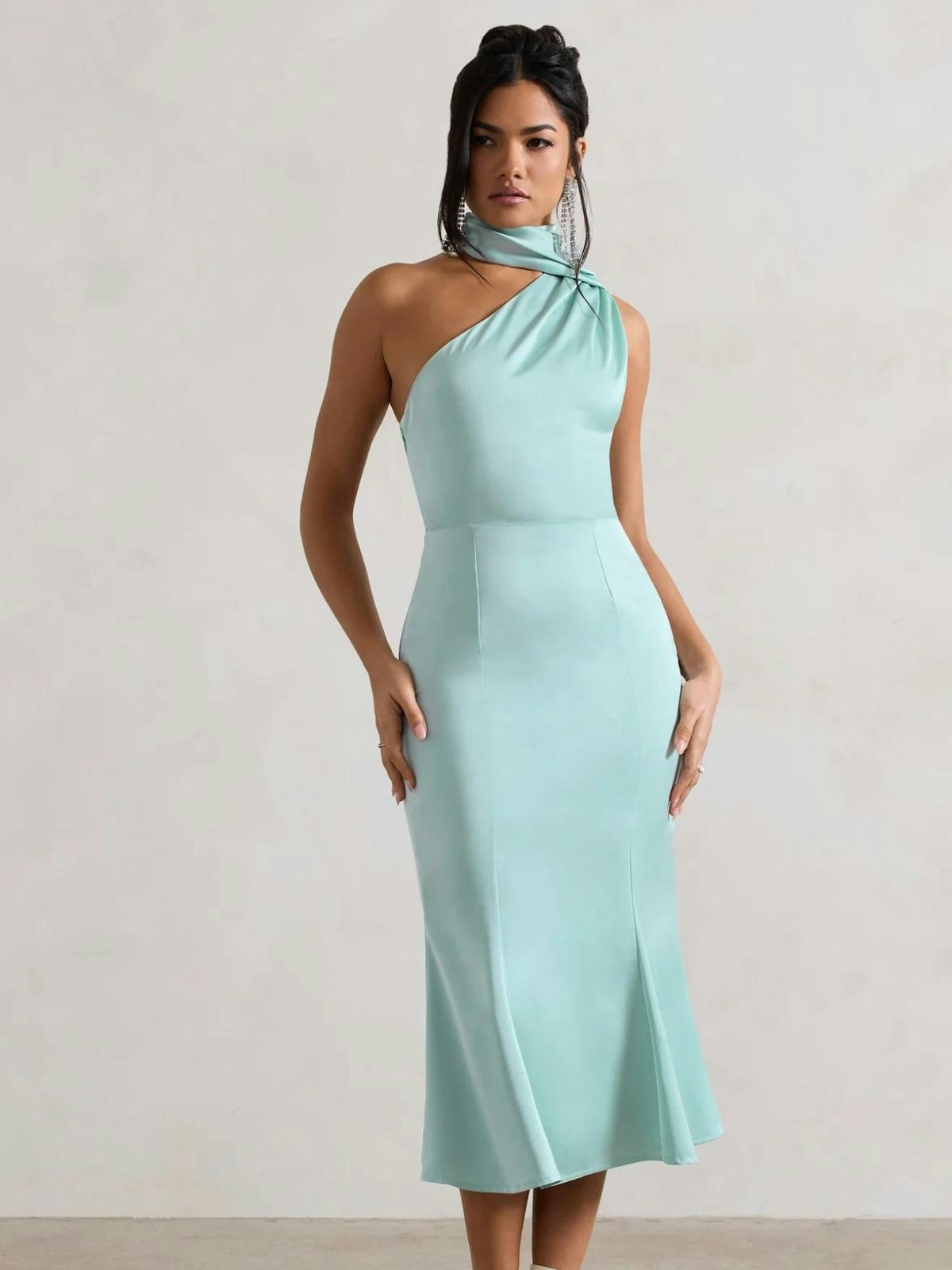 13 Best Wedding Guest Dresses 2024: For All Types Of Occasions