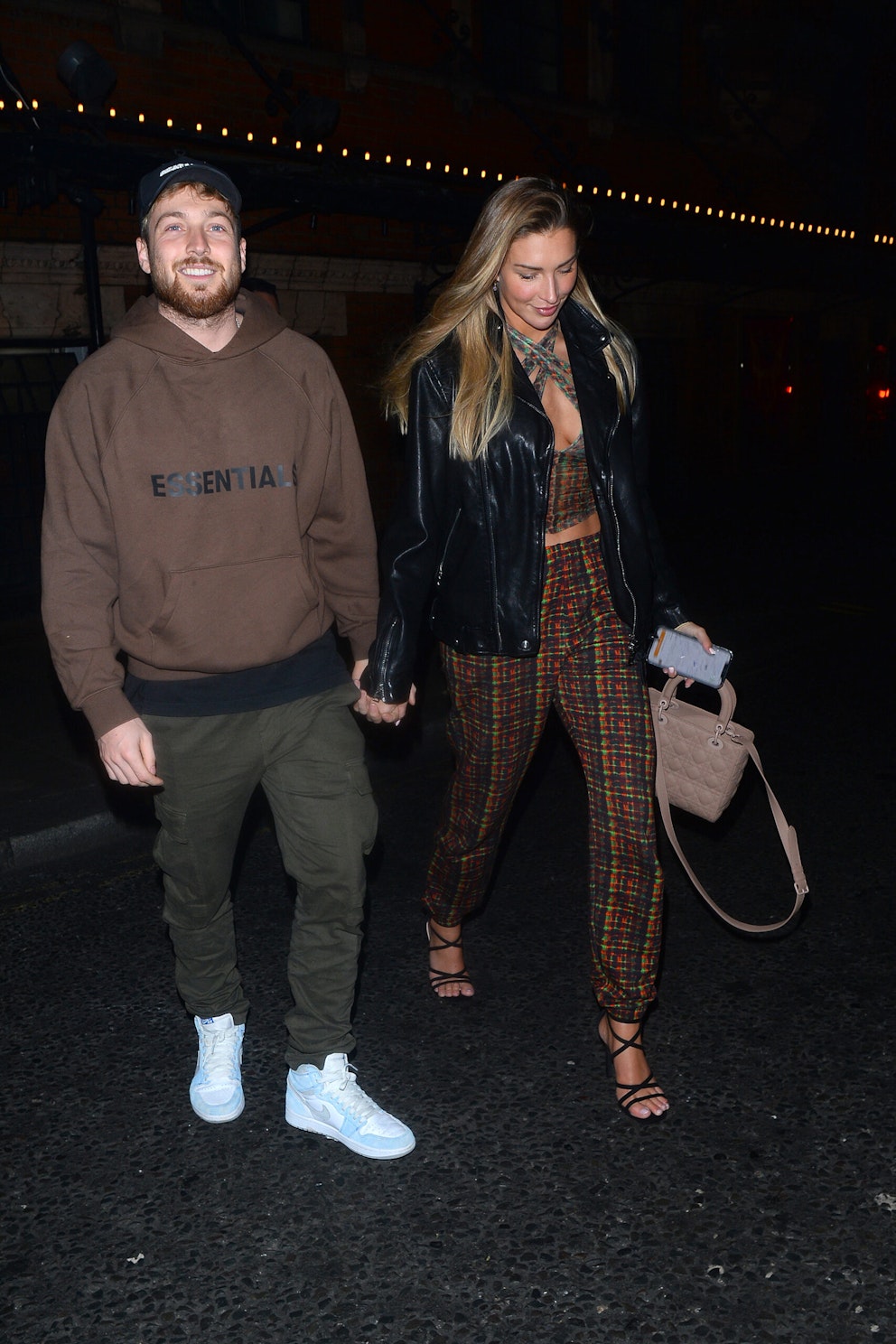 Sam Thompson and Zara McDermott 'crisis talks'