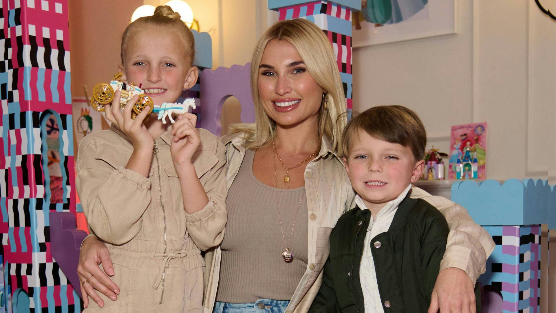 Billie Faiers: 'Nelly does homework with friends on FaceTime'
