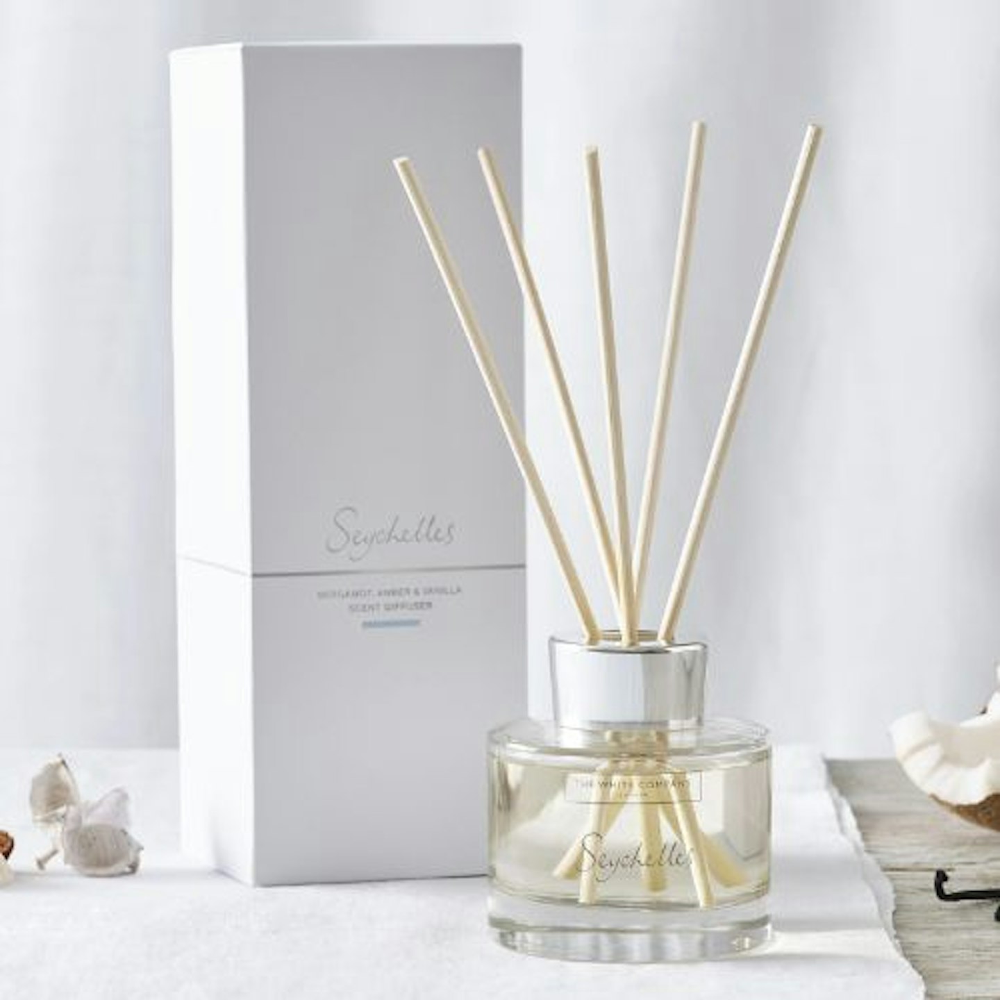 The Best Room Diffusers To Freshen Up Your Home