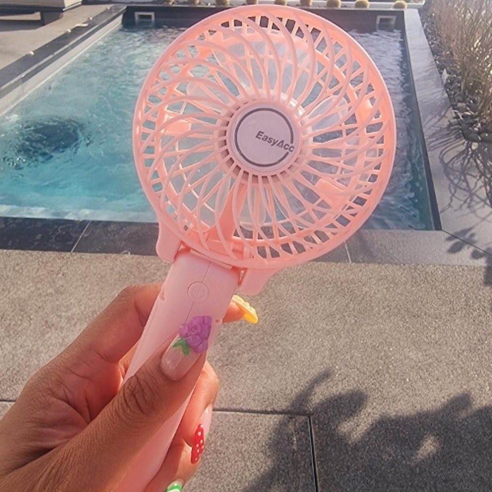 8 Best Hand-Held Fans, Tried And Tested 2025