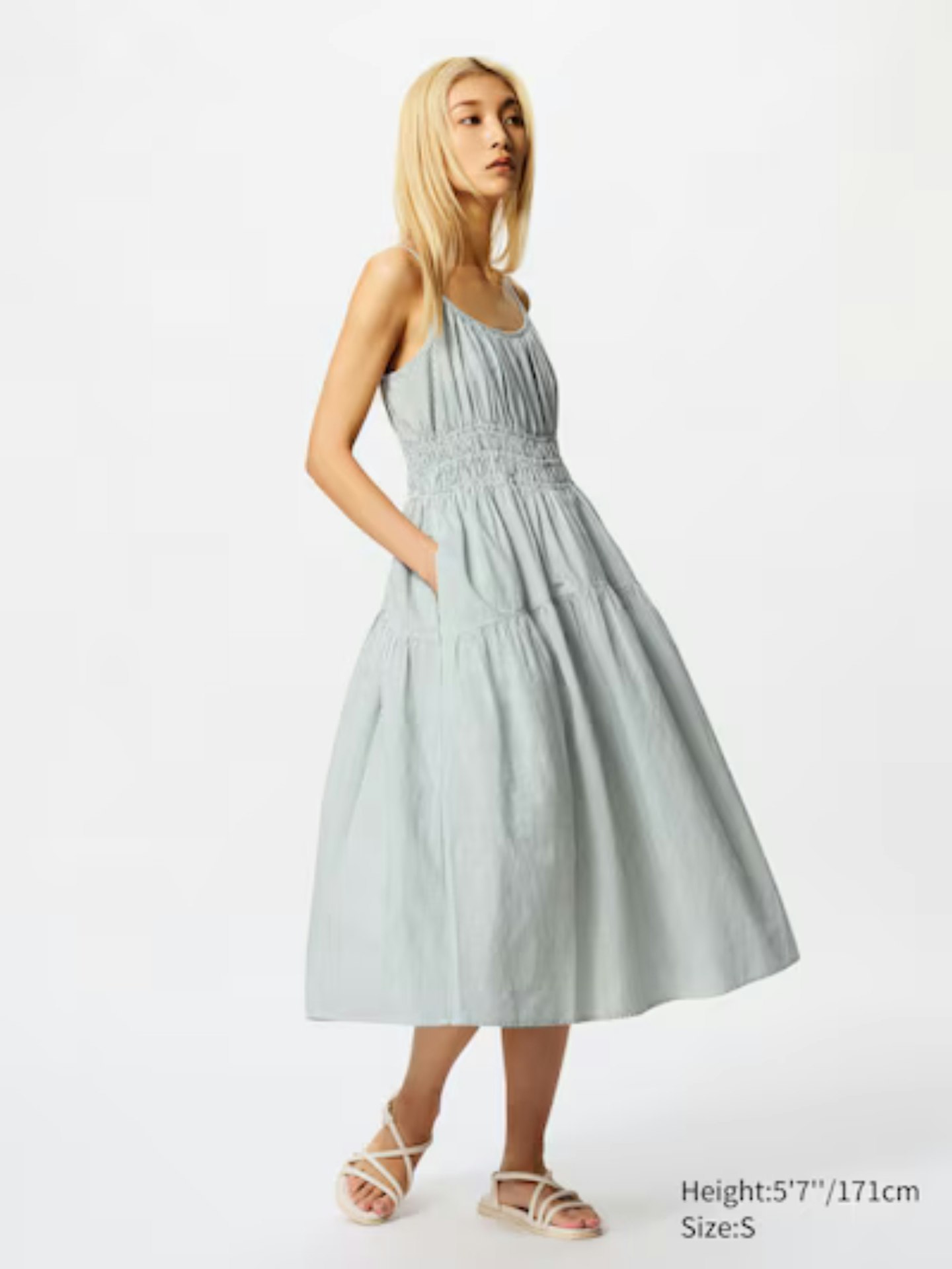 This Uniqlo linen dress is in everyone's baskets this summer