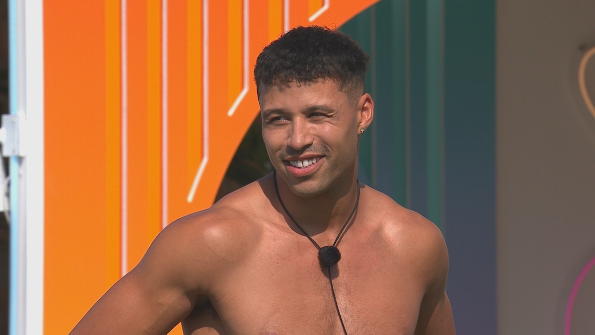 Love Island 2025's Conor Phillips; his age, recouplings and romance ...