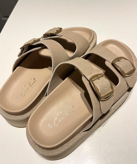 What To Buy At New Look New In, According To The Closer Team