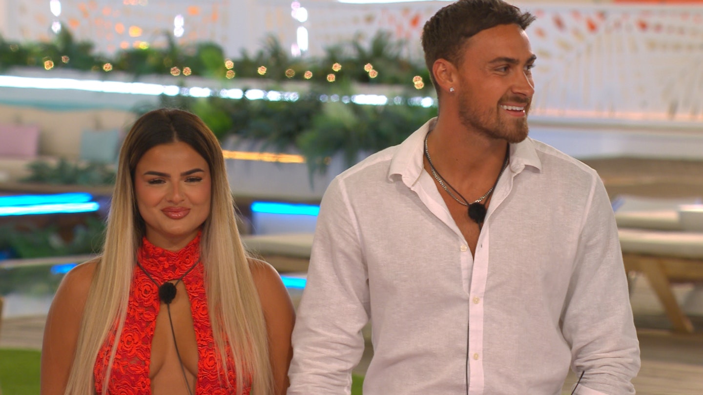 Love Island's Andrada Pop: her age, job and Dejon Noel Williams drama