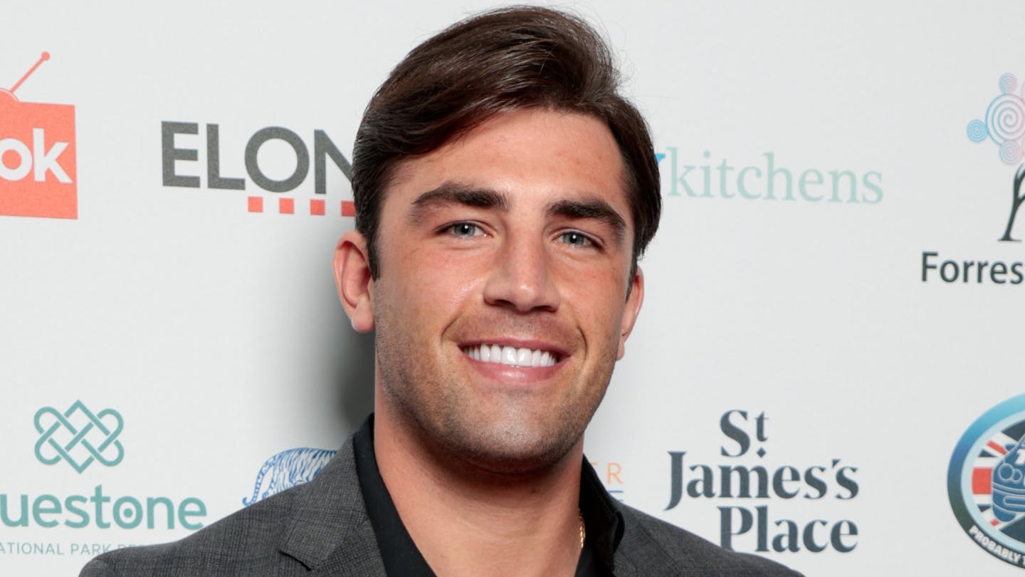 Love Island | Entertainment | Closer