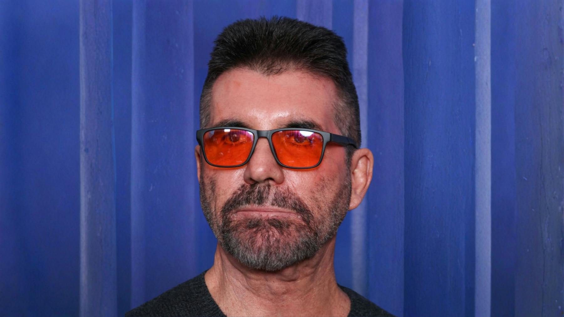 ‘What’s he done to his face?’ Simon Cowell's friends tell him to quit ...