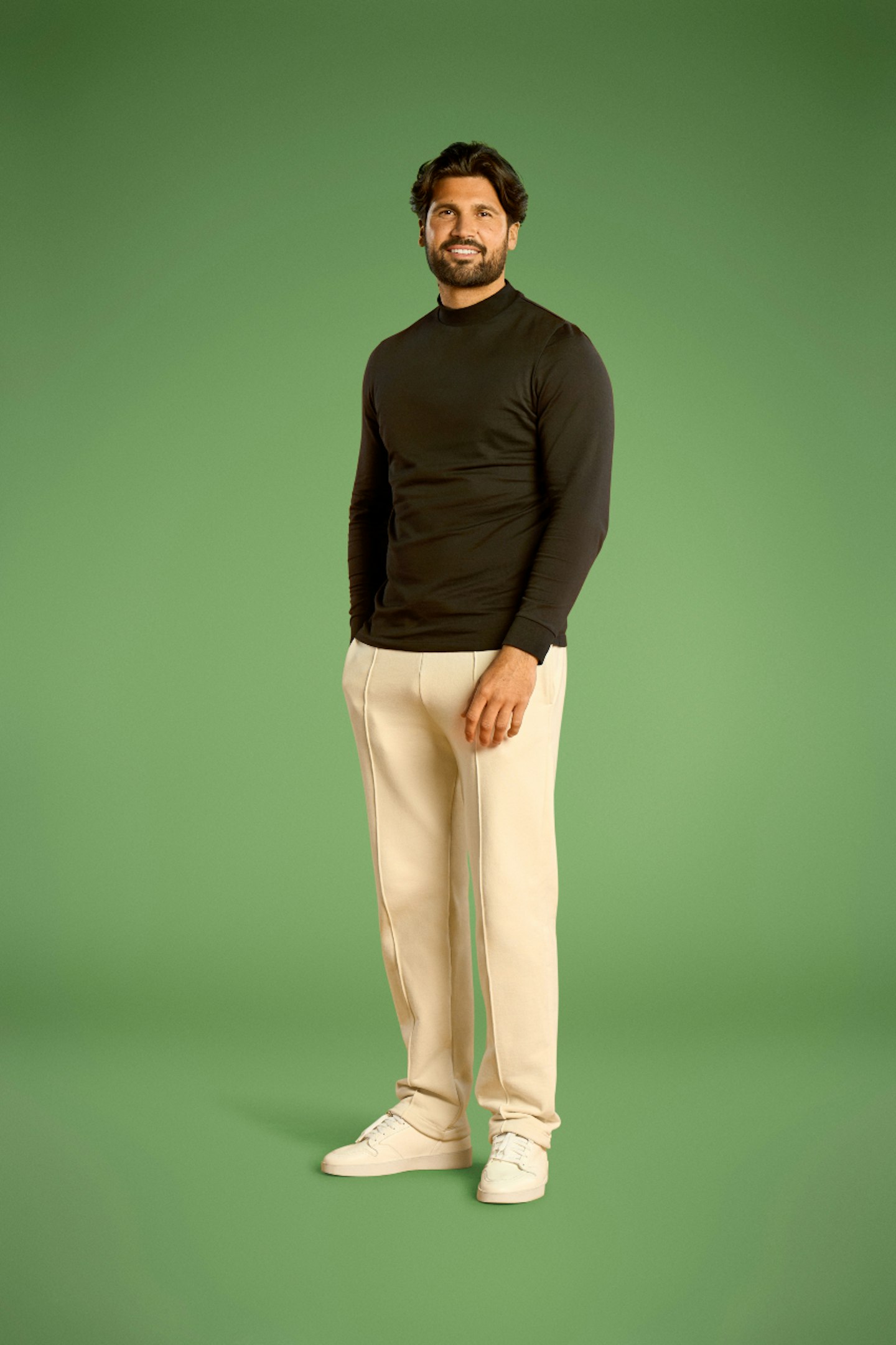 Dan Edgar filming with shaggy blond amid Chloe Lewis romance