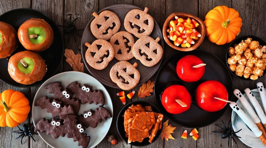 The Best Halloween Snacks For A Spookily Good Party Spread | Grazia