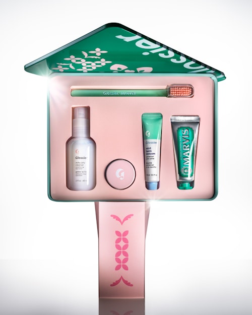 Glossier’s New Christmas Gift Sets Are Finally Here And Available To ...