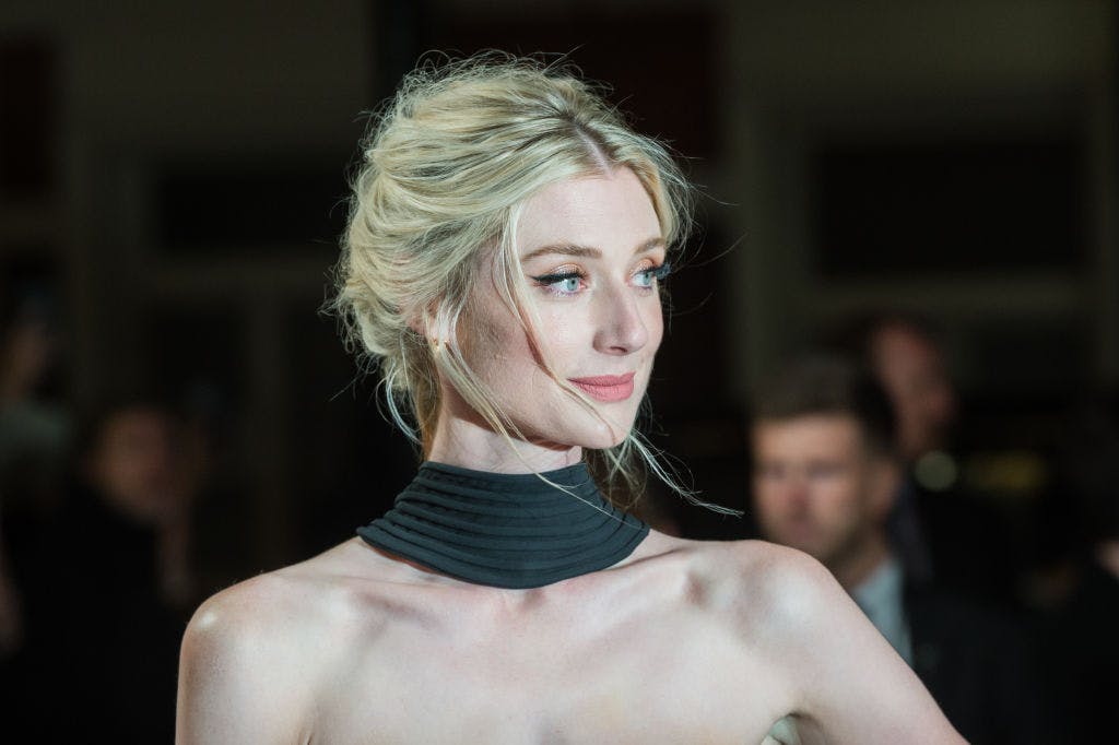How Elizabeth Debicki Paid Homage To Princess Diana