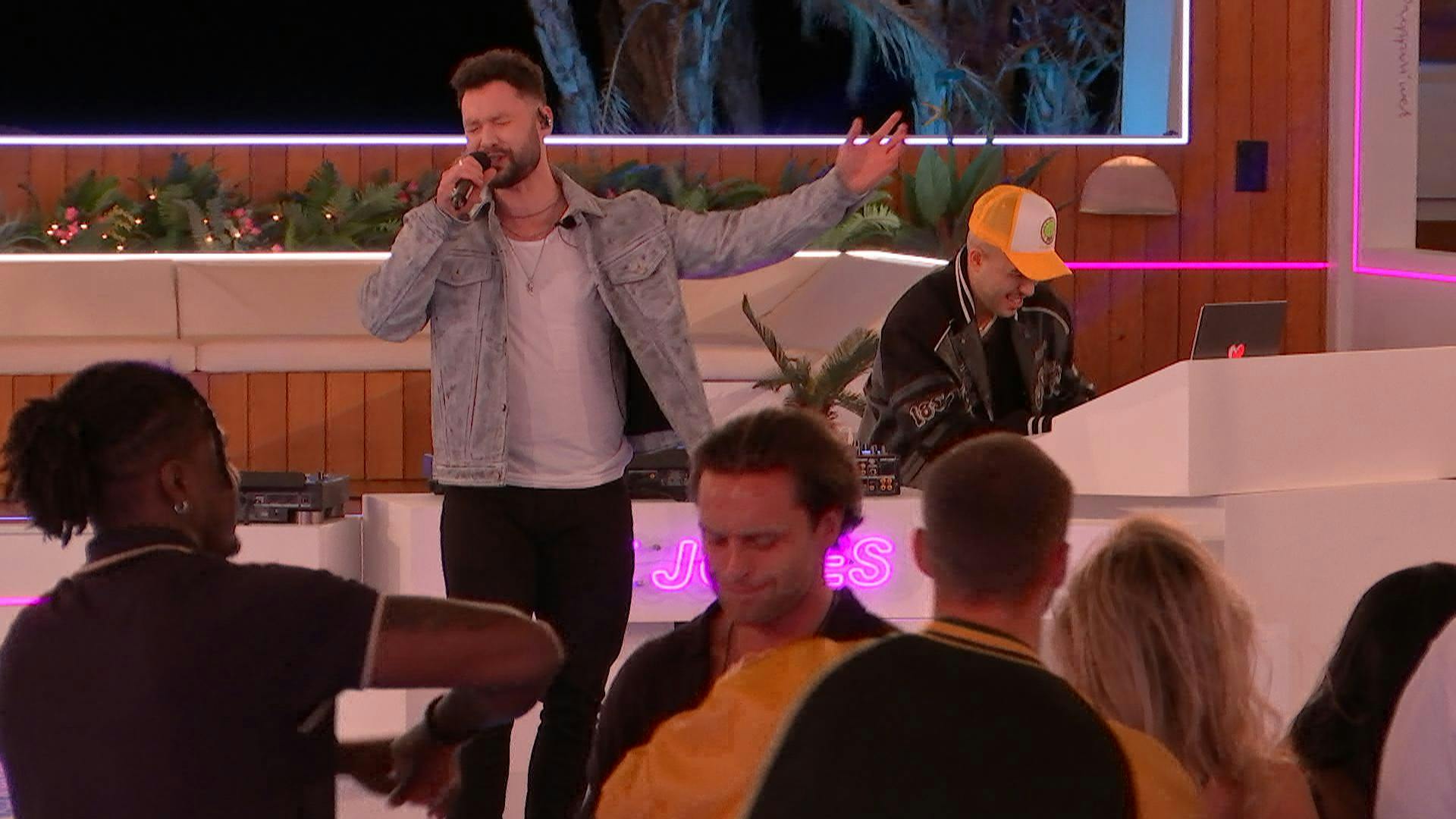 Jax Jones’ Love Island Performance: Who Is Calum Scott? | Grazia