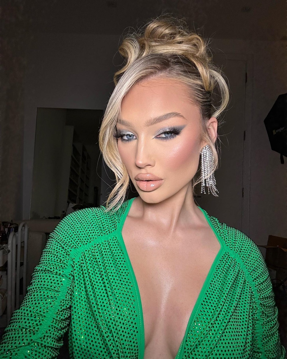 Meredith Duxburys Make Up Routine Is Sparking Conversation On Tiktok