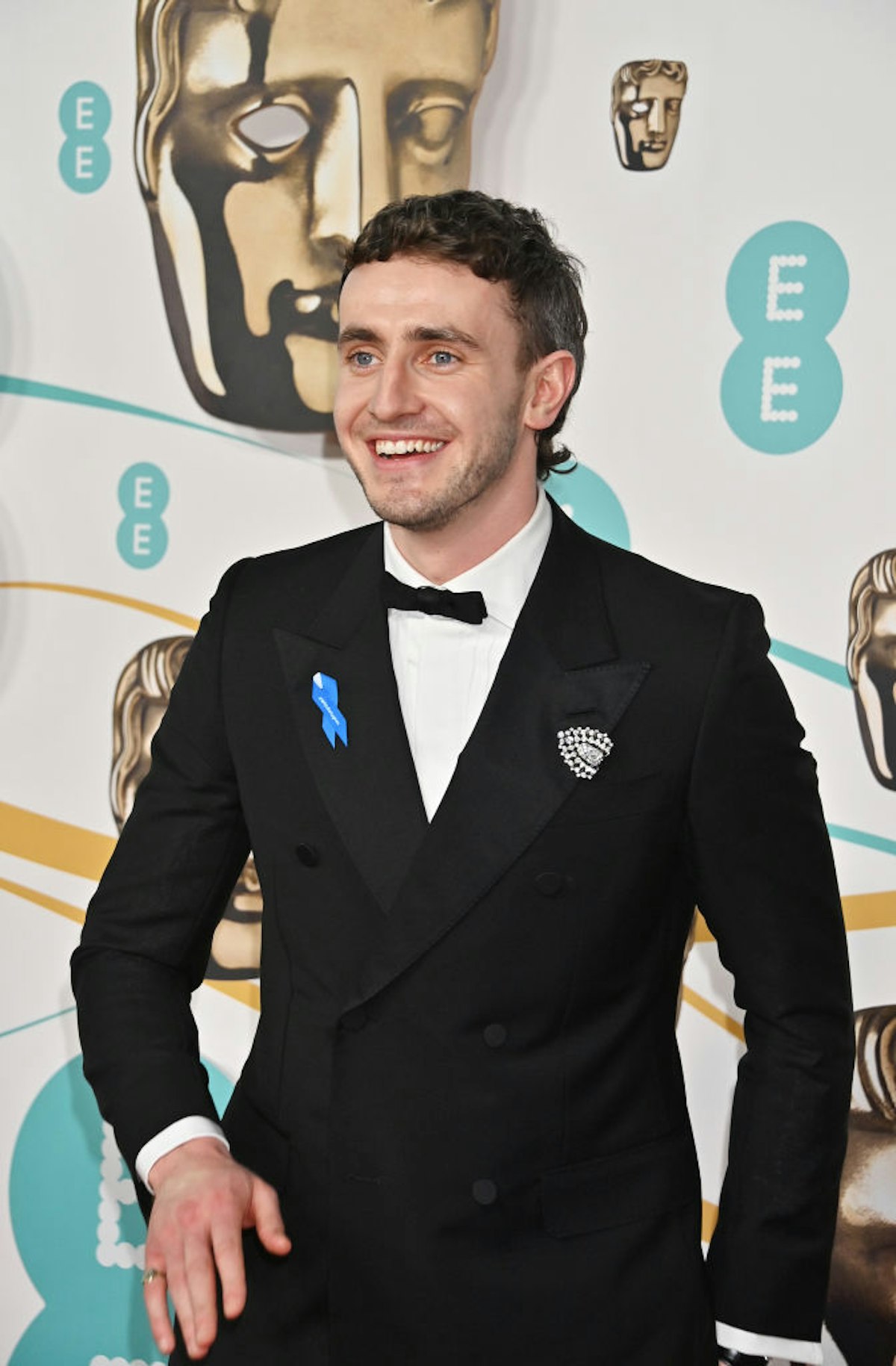 Here's Why Celebrities Were Wearing Blue Ribbons On The BAFTA Red Carpet