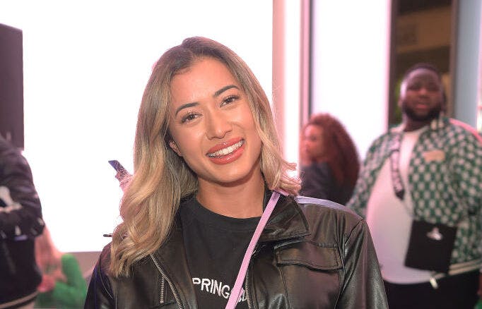 Kaz Crossley Should Be Applauded For Speaking So Openly About Alopecia