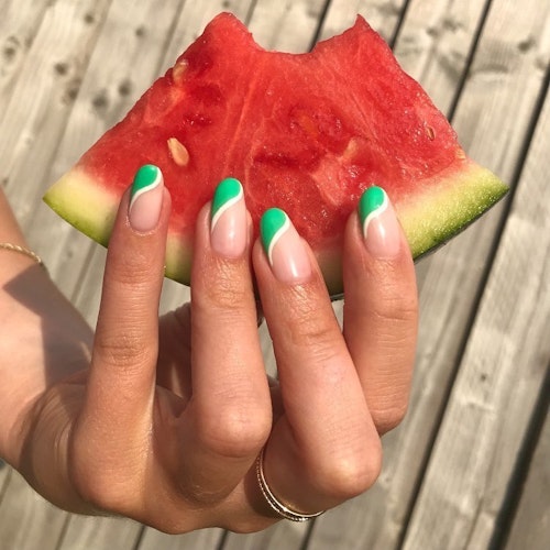 The Best Almond Nail Designs To Inspire Your Next Manicure Grazia