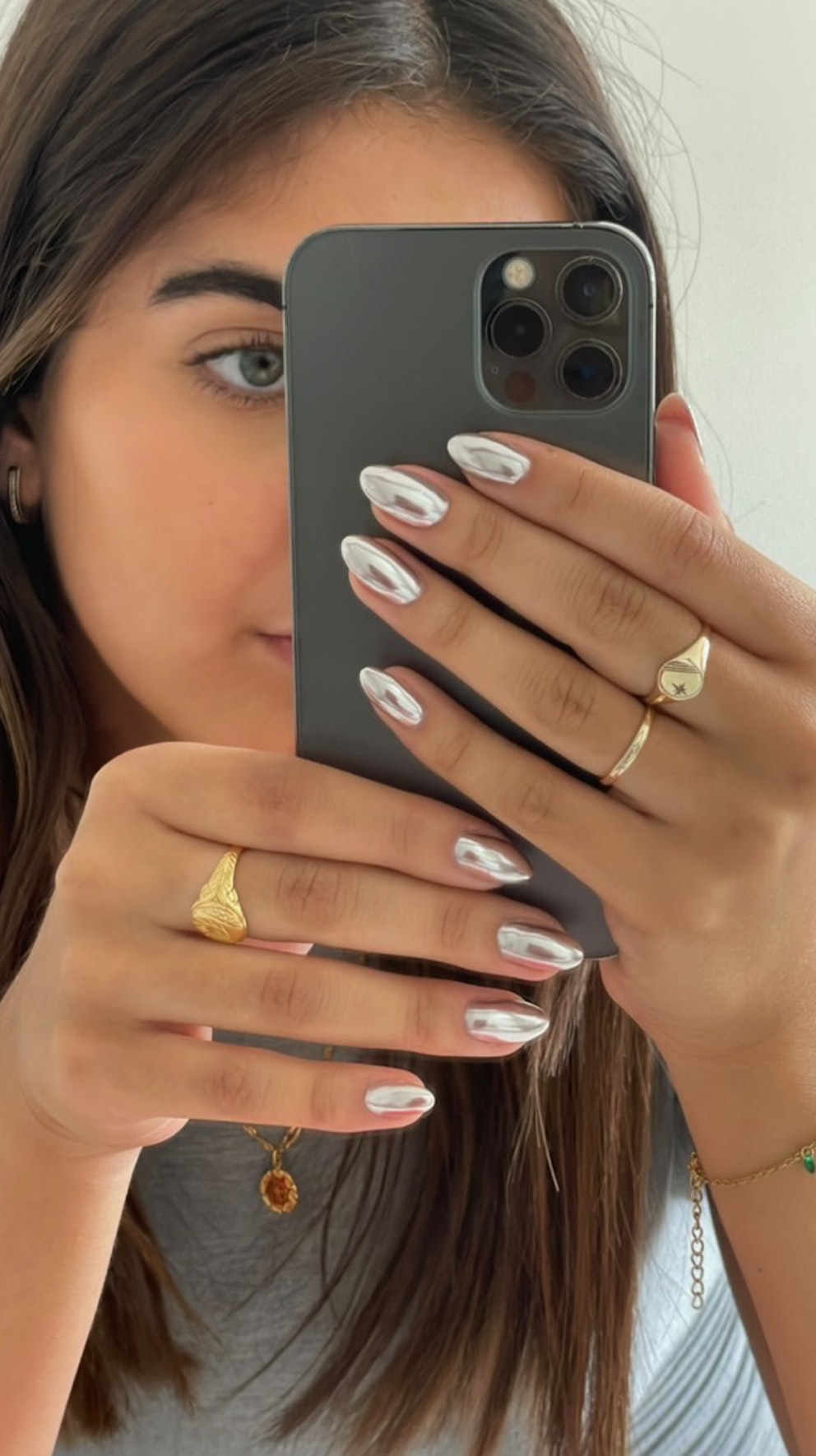 21 Best Grey Nail Designs To Elevate Your Look In 2025