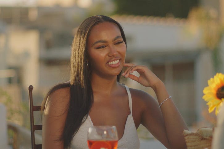 Searches For 'Ella Love Island Cheek Filler' Have Spiked, The Vile ...