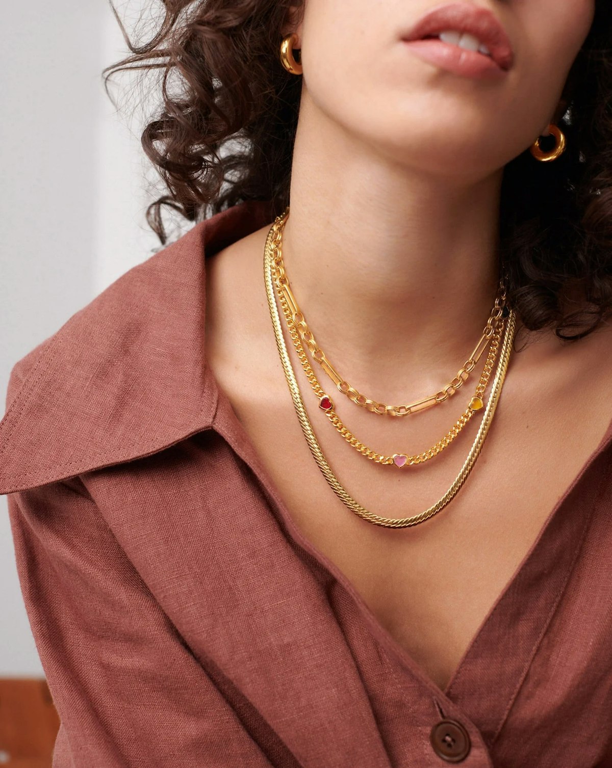 Margot Robbie Wears This Affordable Jewellery Brand In The Barbie Movie ...