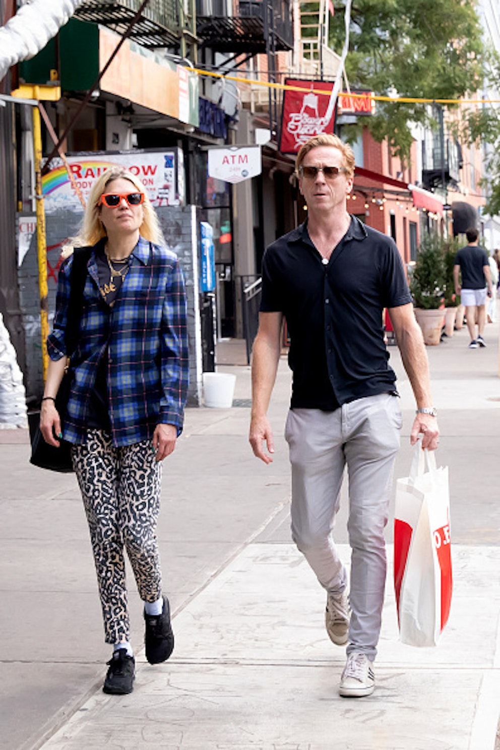 It's Heartwarming To See Damian Lewis Move On From His Grief With New ...