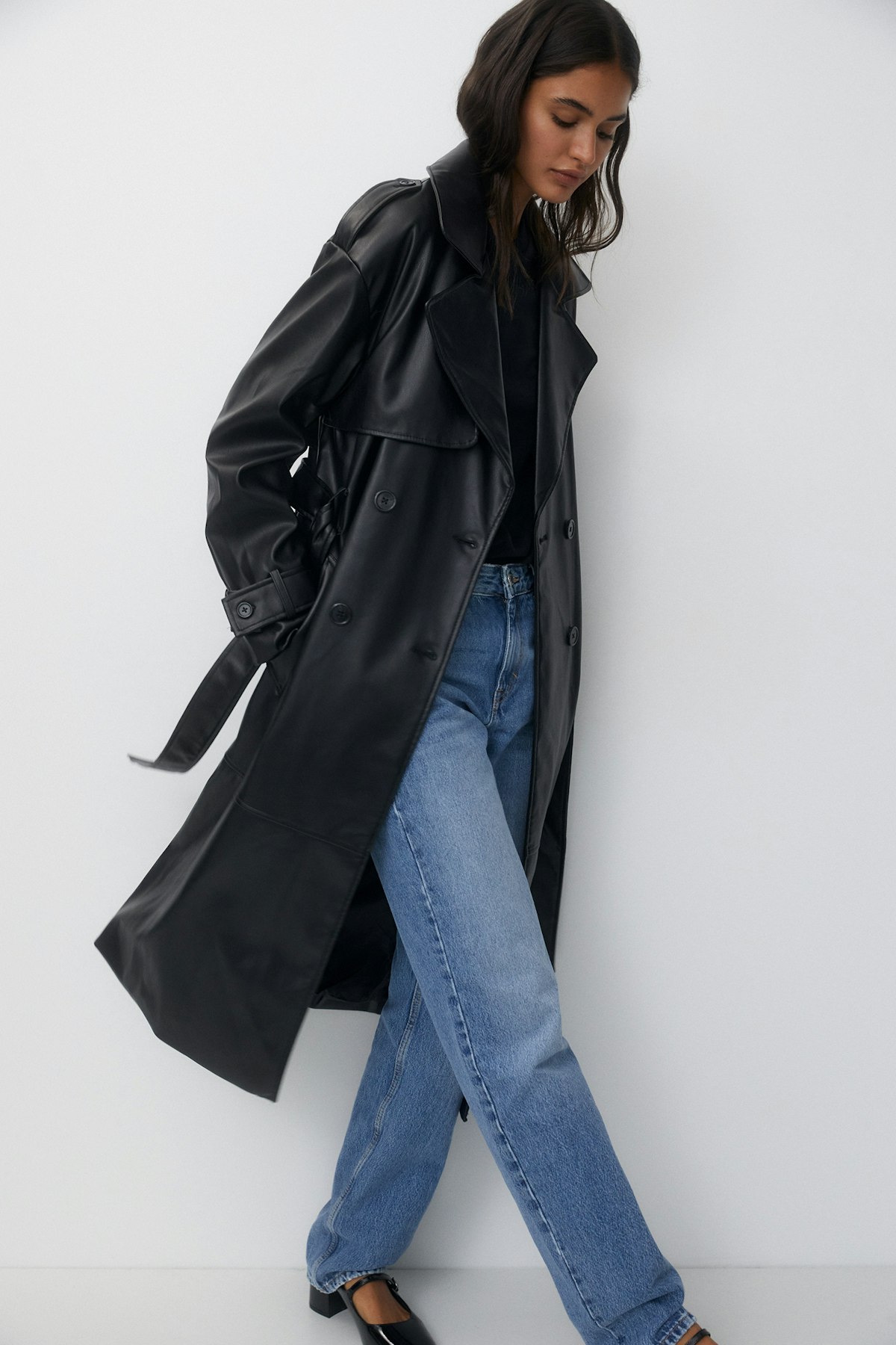 Best Leather Trench Coats: Fashionable And Efficient