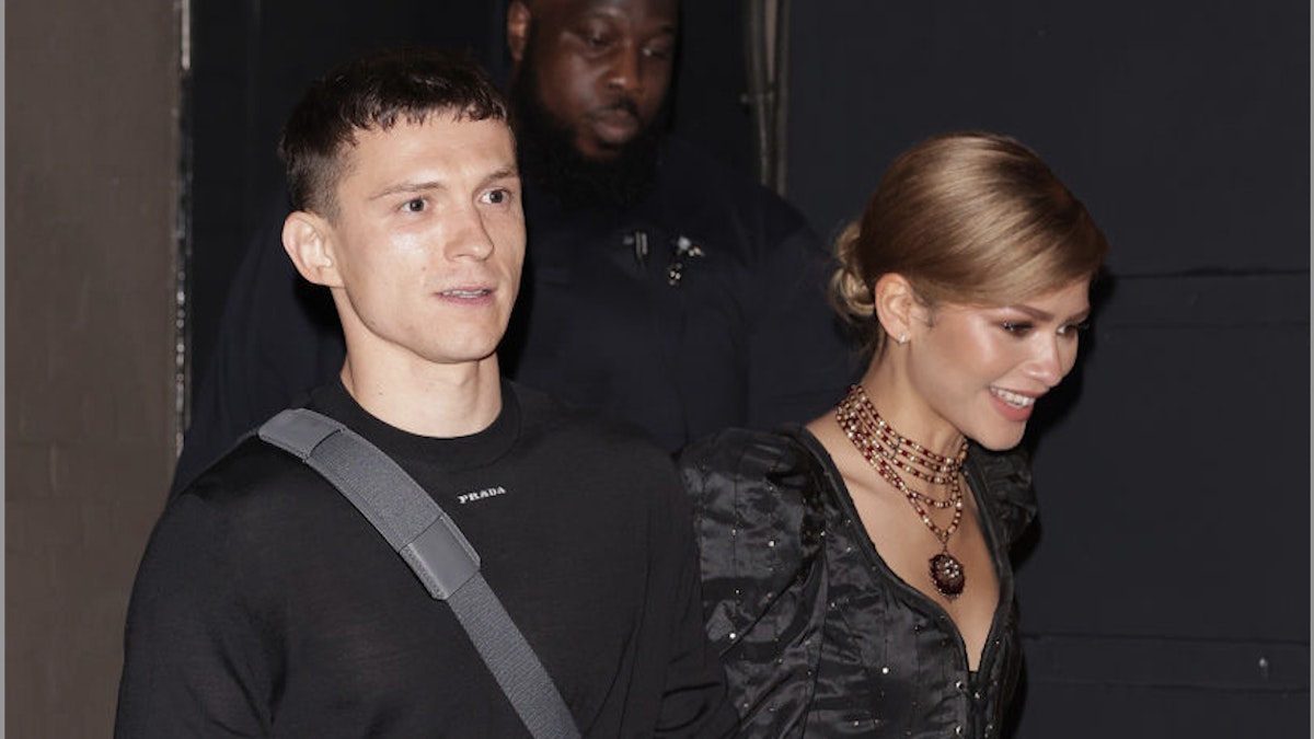 Is Zendaya Engaged To Tom Holland Their Relationship Timeline Explained