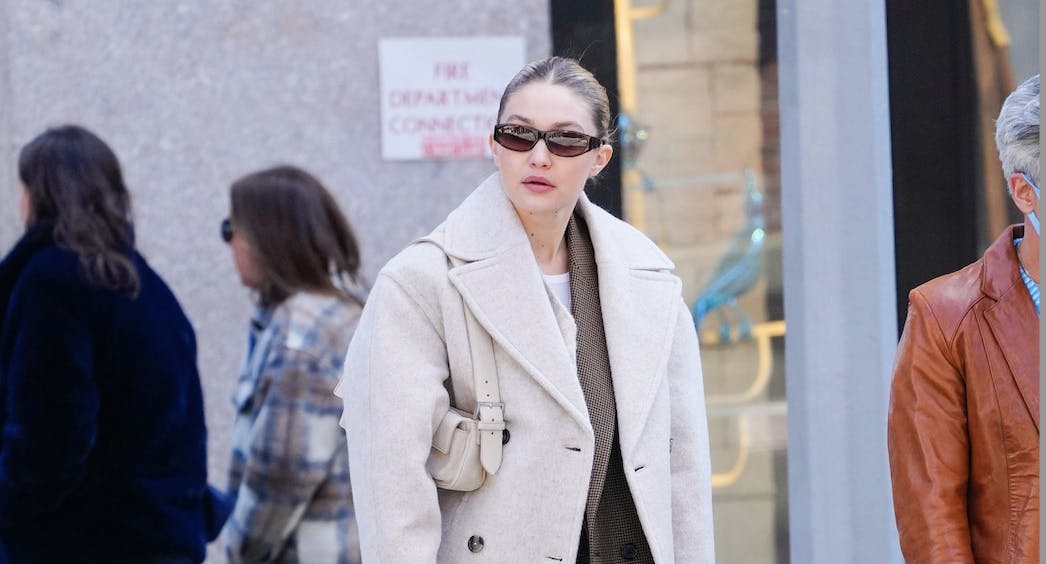 Best Cream Coats You Need To Add To Your Chic Wardrobe 2025