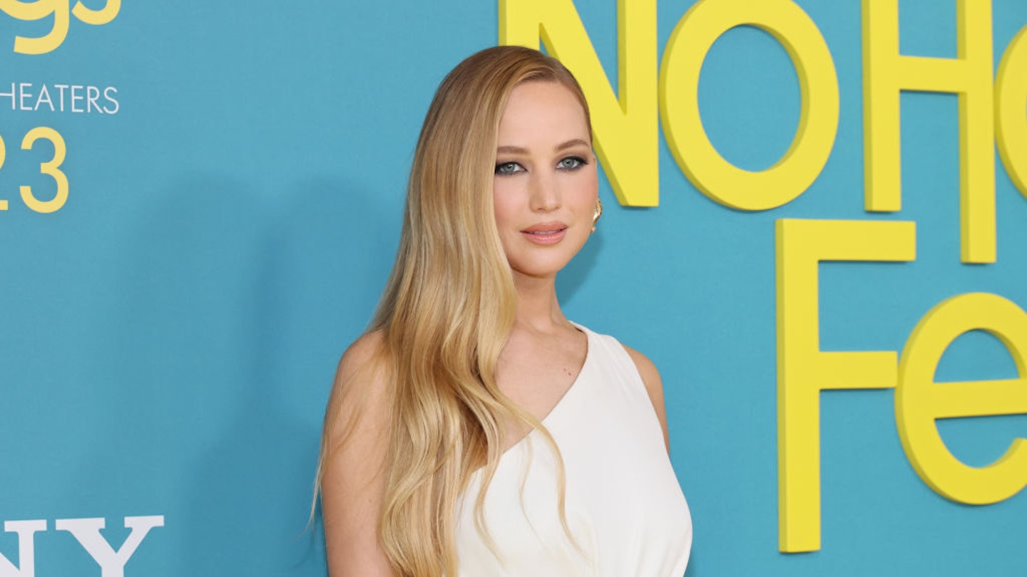 Let s Talk About Jennifer Lawrence s Full Frontal Nude Scene let-s-talk-about-jennifer-lawrence-s-full-frontal-nude-scene